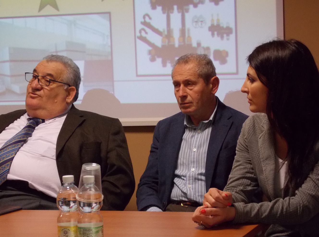 GREEN ECONOMY E FORMAZIONE: INTESA FRA SCUOLA, EHT E COMUNE DI ...