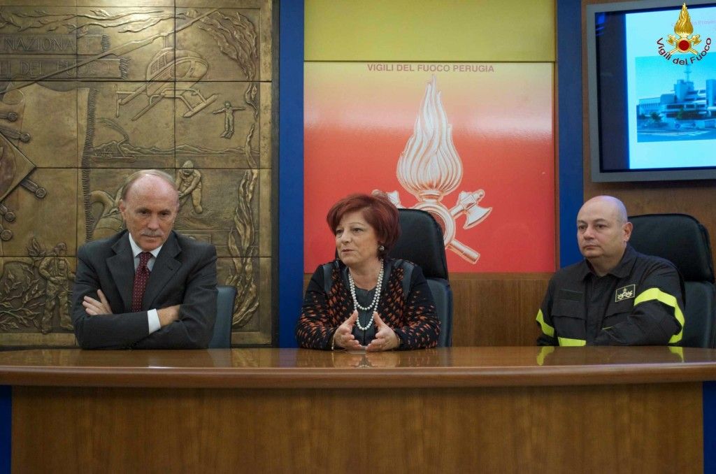 Visita Prefetto De Miro ai Vigili del Fuoco di Perugia - umbriajournal.com