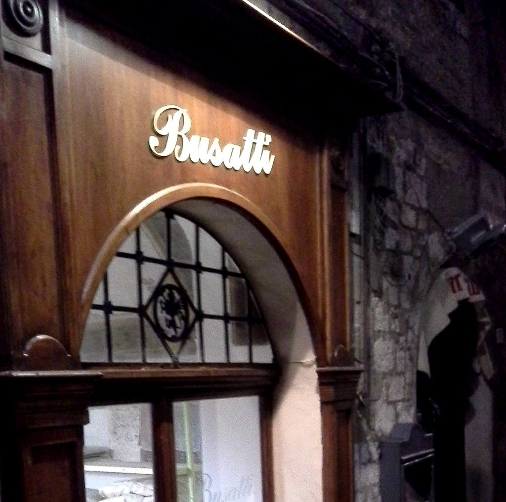 Busatti, tessuti di Anghiari, inaugurazione del punto vendita a Perugia ...