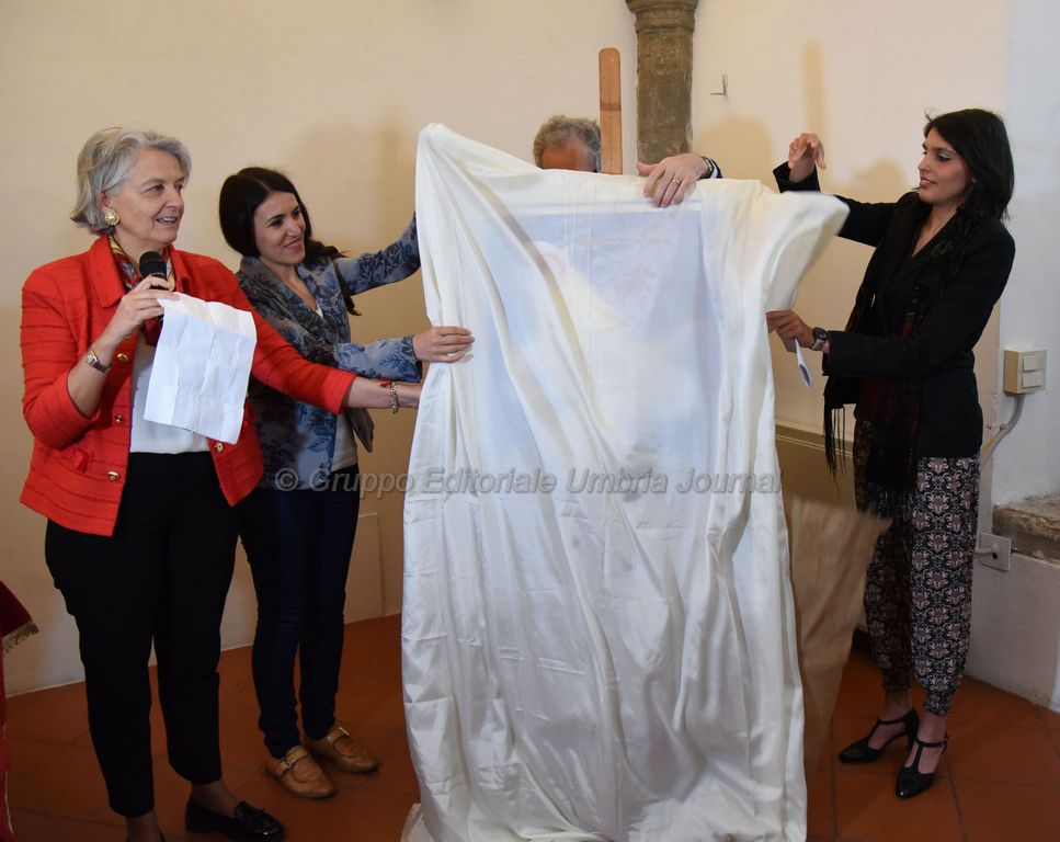 Un Palio d'artista, vincono Sofia Ferrari e Fikrete Topalli