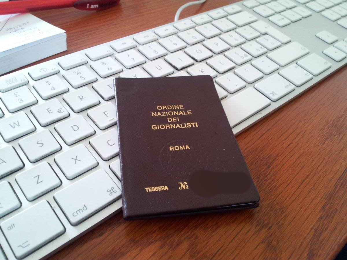 600 euro anche per giornalisti, emergenza Covid, scheda da compilare