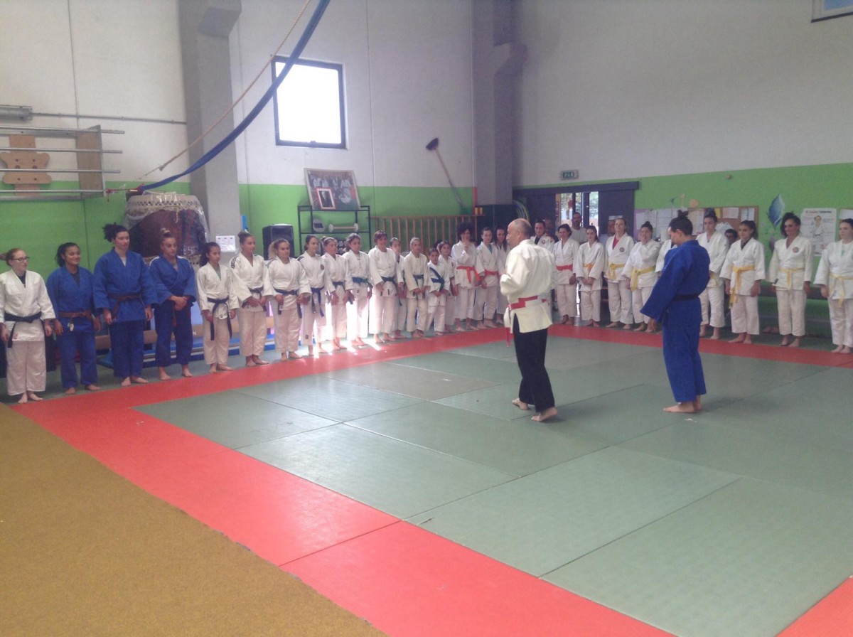 Judo Asd Sakura a Ponte San Giovanni allenamento al femminile con oltre ...