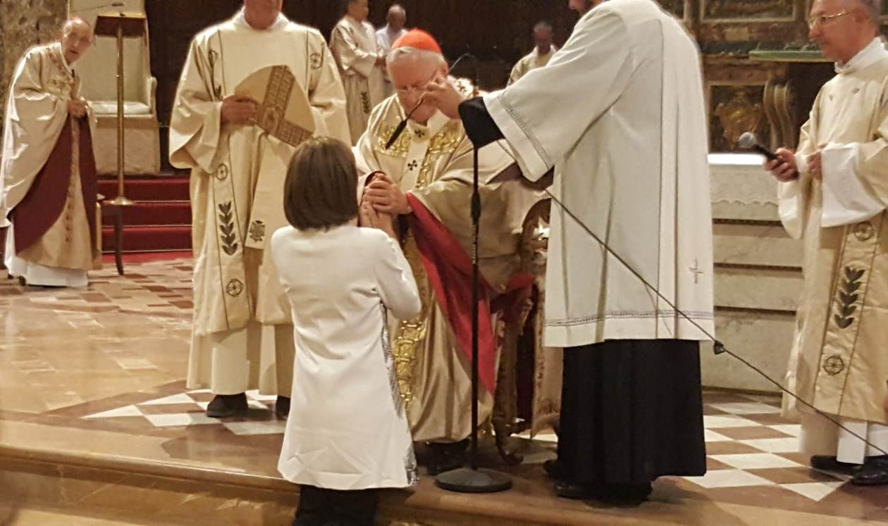 Il cardinale Gualtiero Bassetti ha consacrato all’Ordo Virginum Tamara