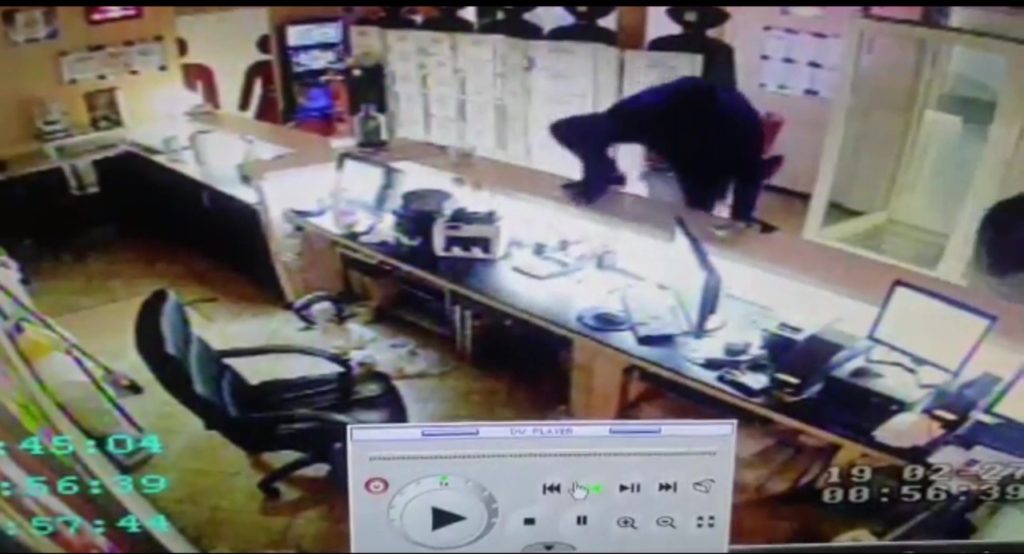 Rapina sala slot di Ponte San Giovanni, è caccia alla banda di malviventi