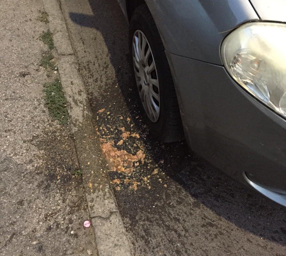 Festa musulmana a Fontivegge e poi vomito sulla strada e sopra auto