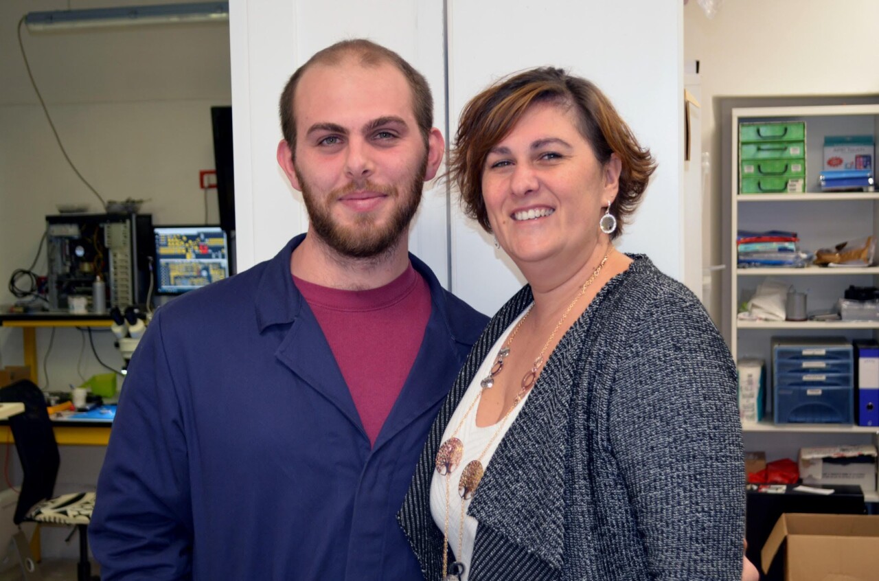 Senza paura Laura e Marcello trasferiscono il negozio in Corso Garibaldi