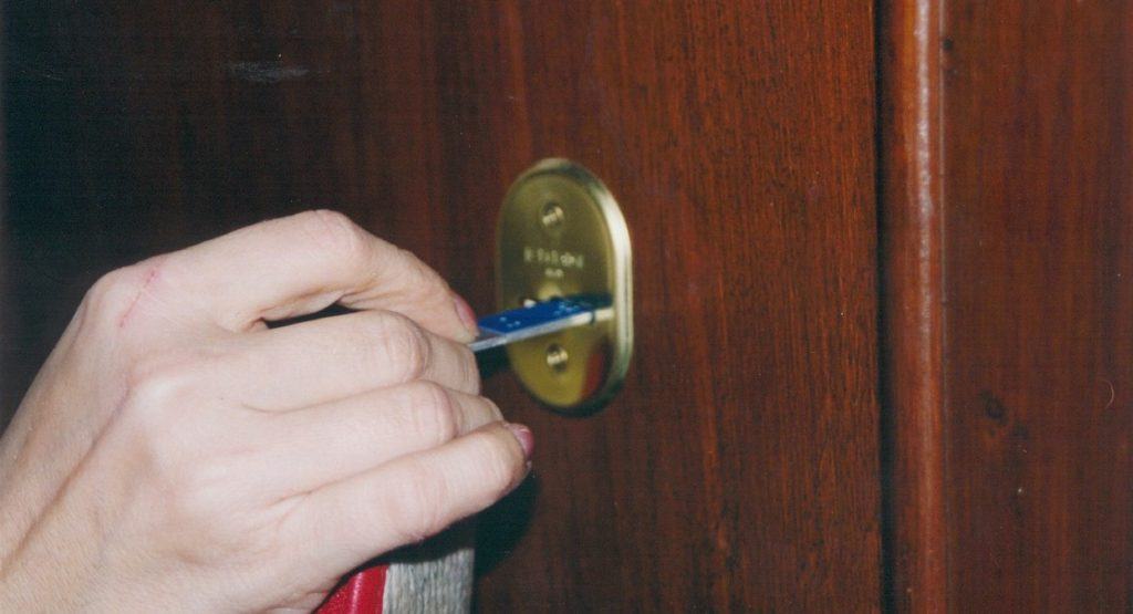 Sono impantanato, aiutatemi, e un complice ruba, Perugia Area Nord