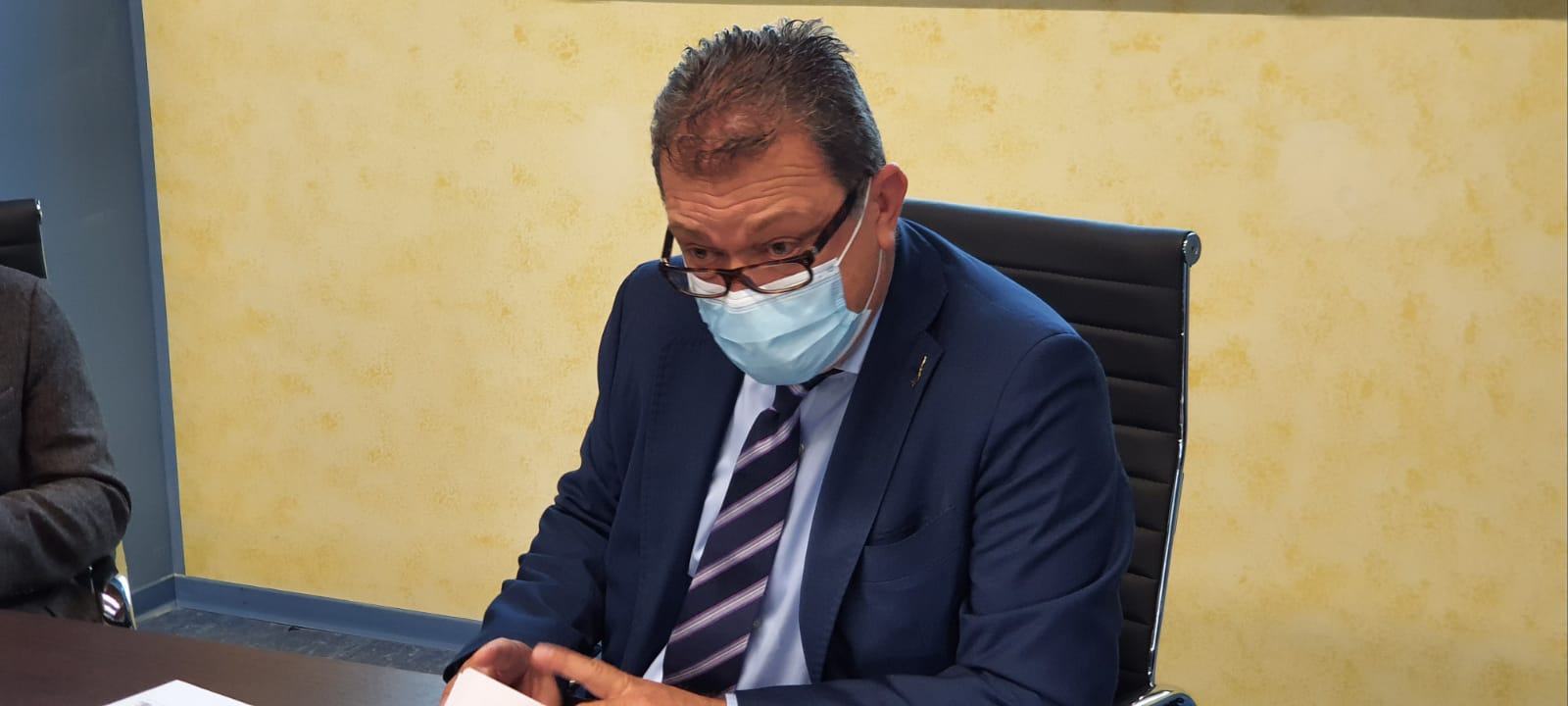 Assessore Sanità Umbria, Luca Coletto, mancano vaccini Covid