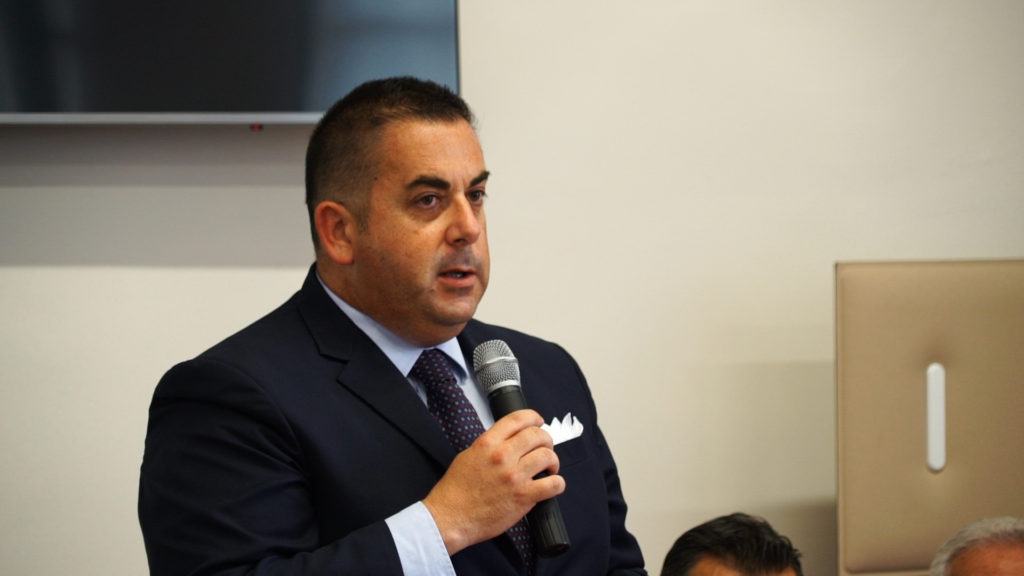 Terremoto Forza Italia, Ruggiano lascia e chiede cambio vertici