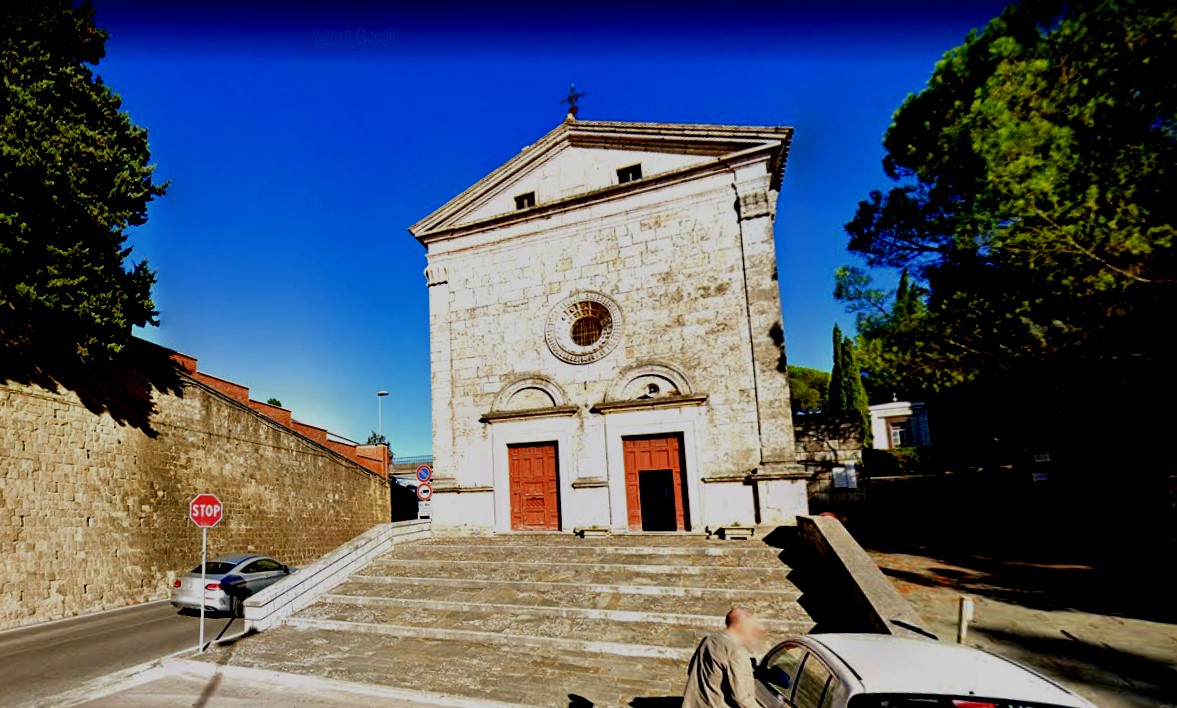 Chiesa di Monterone, a Perugia, devastata dai vandali