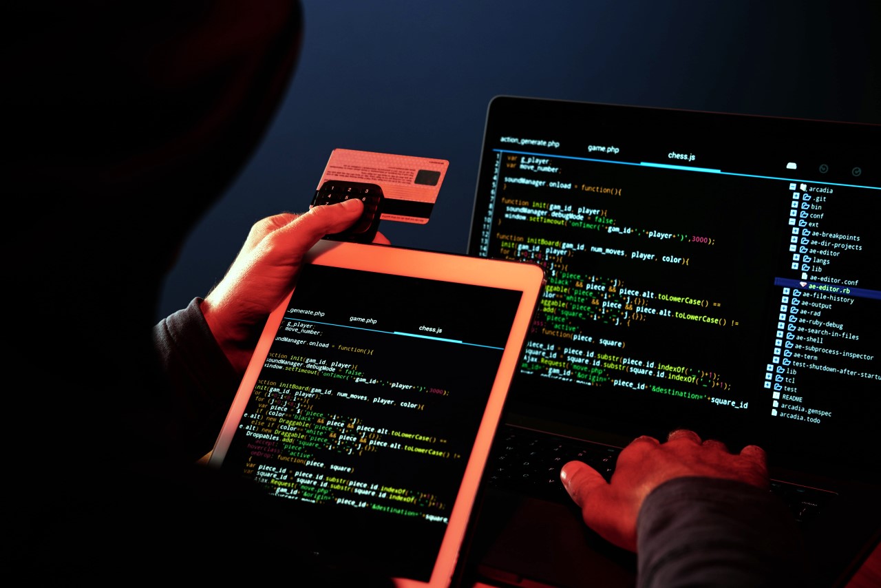 Frode informatica Man-In-The-Mail e le svuotano il conto