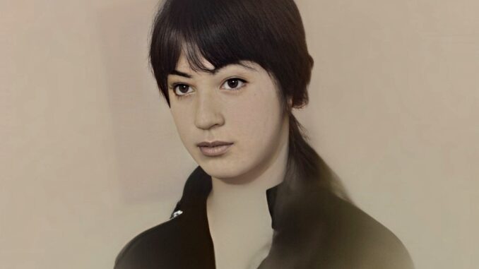 Dylan per Suze, faceva pazzie, rose in mano da Roma a Perugia