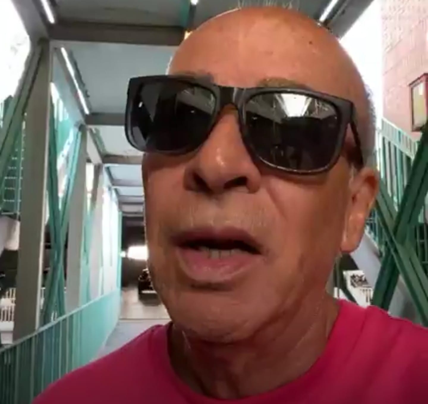 Manca la luce per un giorno, protesta della Galleria di Ellera