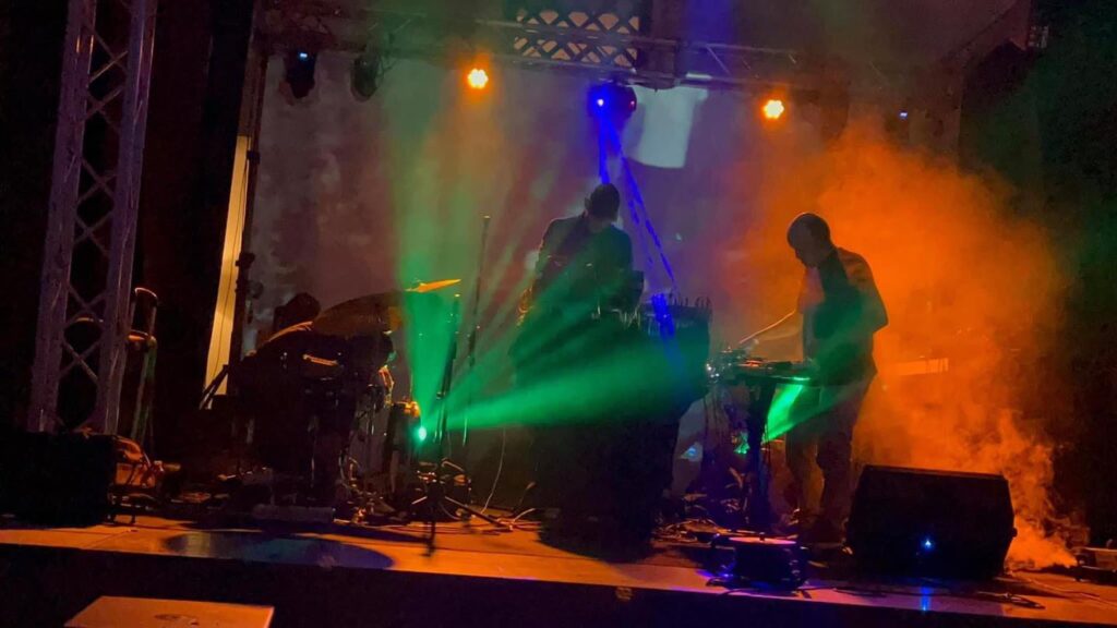 Saroos porta l’elettronica e il post-rock a Perugia con il tour 2023