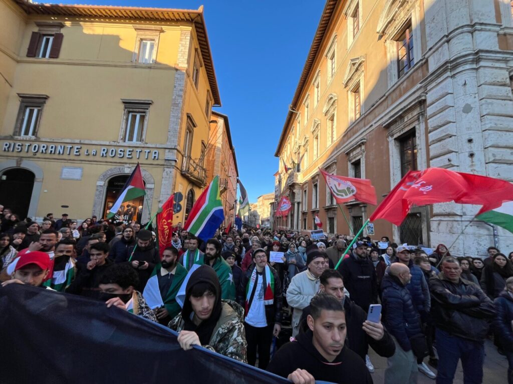 Perugia Marcia per Palestina Libera, contro genocidio e per la Pace"