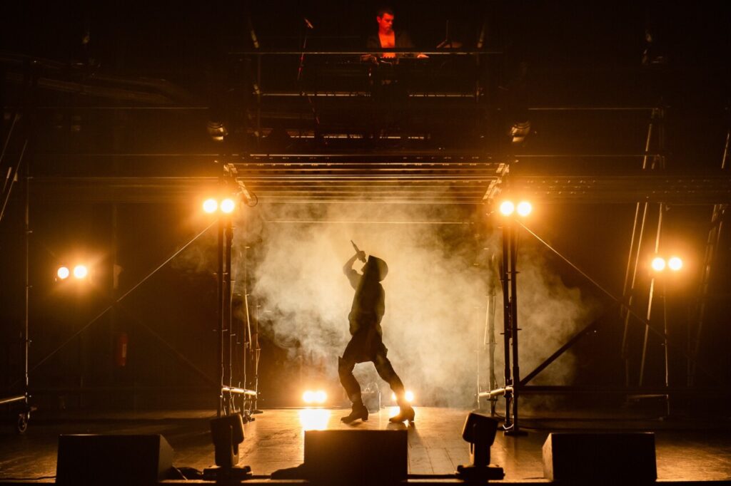 Manzan inaugura ridotto Morlacchi spettacolo Rivoluzionario