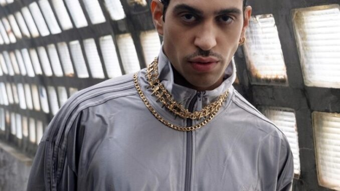 Mahmood lancia il singolo 'Ra Ta Ta': un viaggio attraverso l'Italia