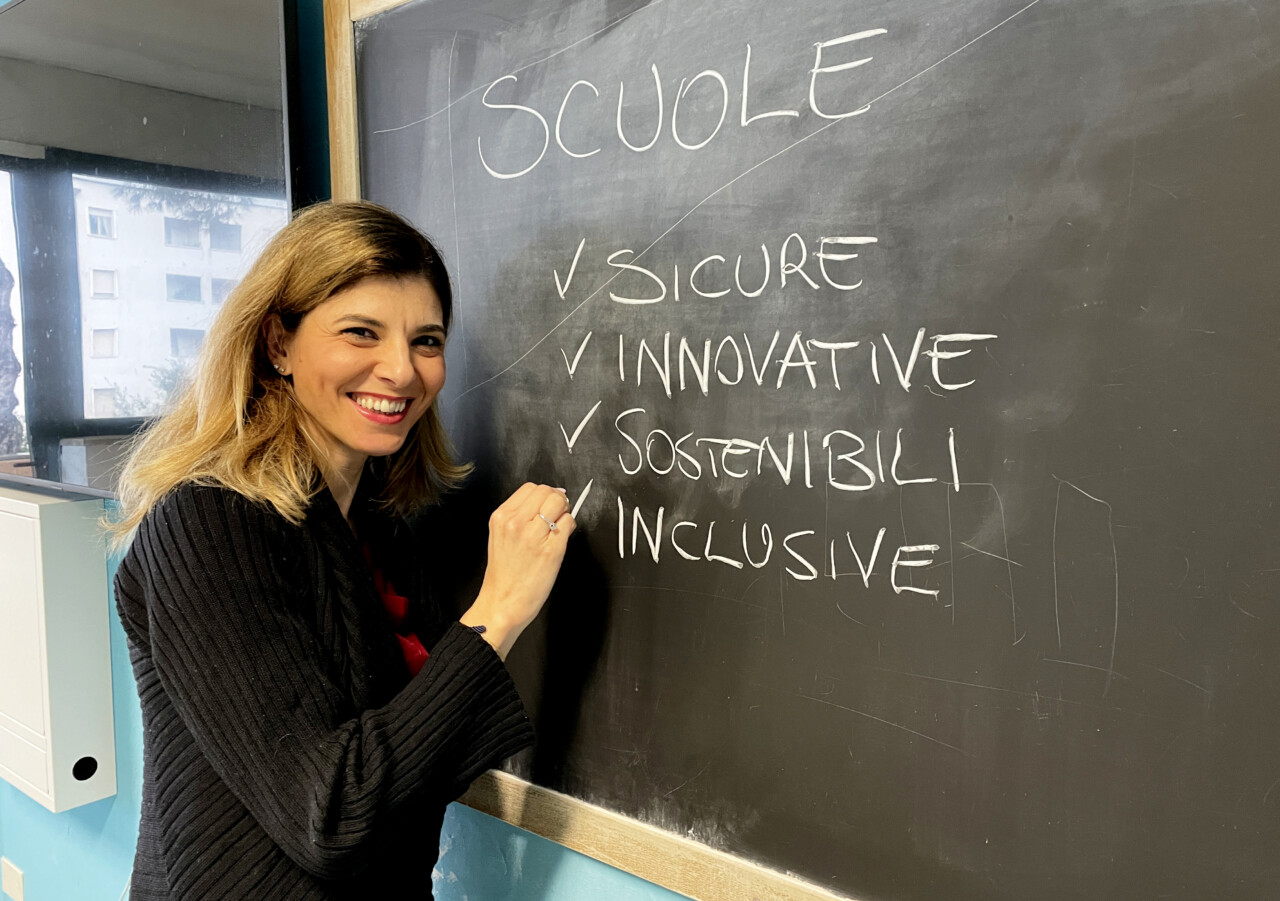 Scuole sicure e green Scoccia, 47 istituti rinnovati 9 mla studenti"