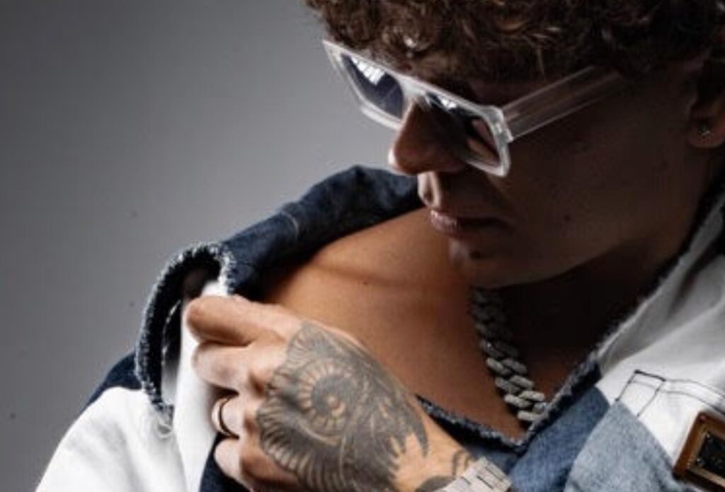 Blind torna con “Mala”: un nuovo inizio per il rapper - umbriajournal.com