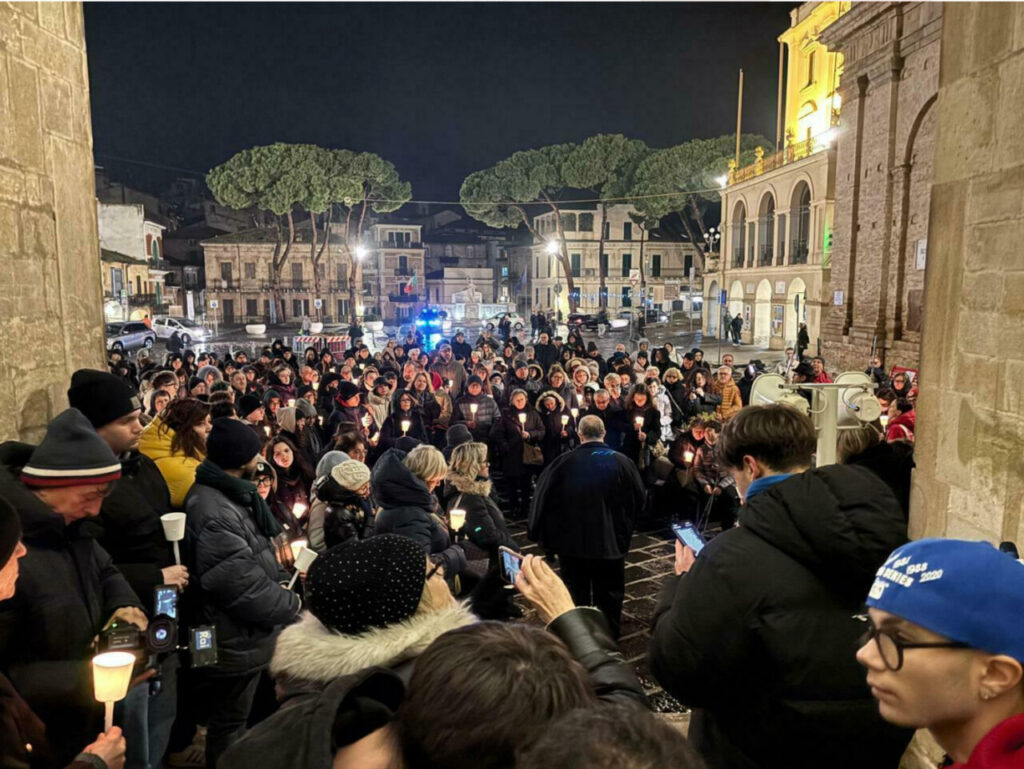 Morte di Andrea Prospero, ieri la fiaccolata a Lanciano