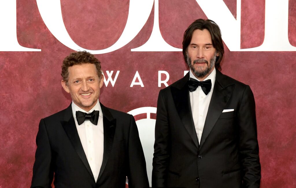 Keanu Reeves protagonista ai Tony Awards con Brunello Cucinelli